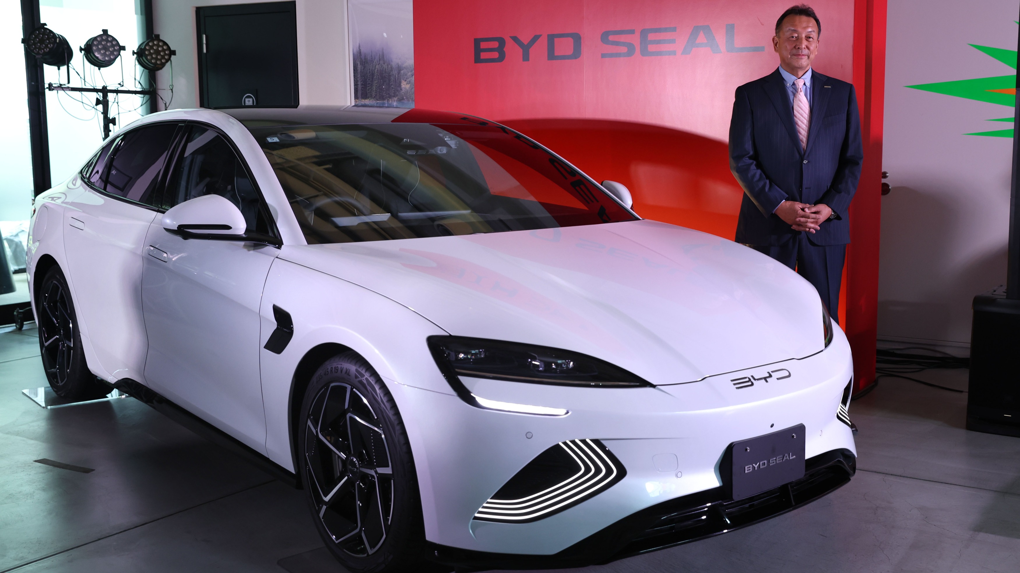 Byd ev models store